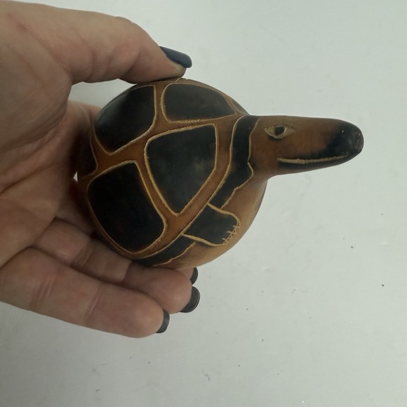 Art | Vintage Peruvian Dried Gourd Hand Carved Turtle Peru Folk Art ...